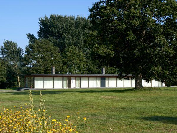 Pavilion House, Reydon from Sykes Holiday Cottages. Pavilion House ...