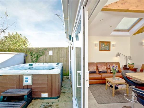 Apple Tree Annex in Seaton, Devon sleeps 5