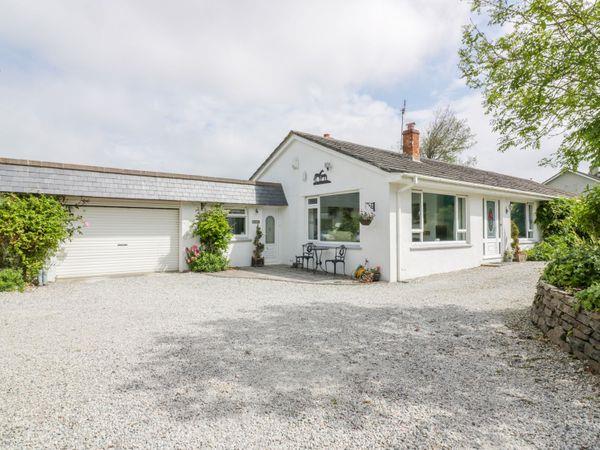 Barlendew from Sykes Holiday Cottages. Barlendew is in Quintrell Downs ...