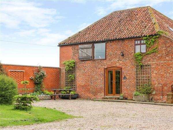 Barn Owl in near Louth (1191818) Pet Friendly - sleeps 4 people