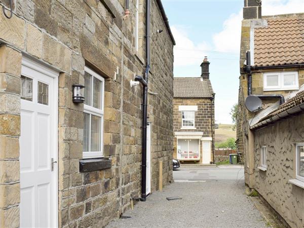 Cropton Cottage in Castleton, near Whitby, North Yorkshire sleeps 4