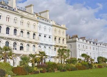 Elliott Terrace - Flat 7 in Plymouth, Devon sleeps 4