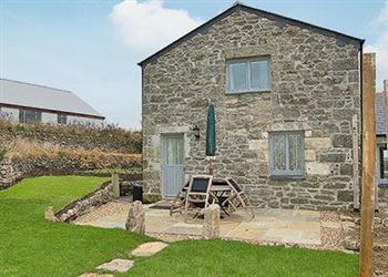 Honey Bee Cottage from Cottages 4 You. Honey Bee Cottage is in Ashton ...