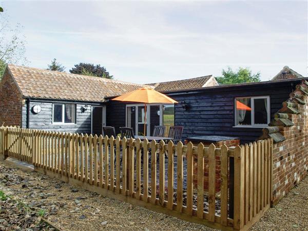 Photos of Lodge Farm Holiday Barns - Lakeview Bawburgh, near Norwich ...