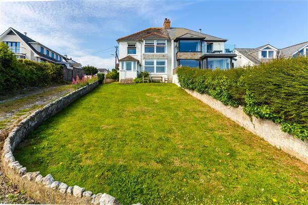 Lundy House in Port Isaac, Cornwall sleeps 6