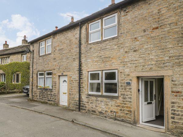 Mrs Stead's Cottage in Cononley, North Yorkshire sleeps 3