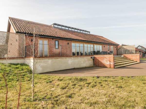 Napier Lodge from Sykes Holiday Cottages. Napier Lodge is in Laxfield ...