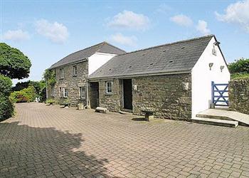 Skiber An Gwenely in Porkellis, near Helston, Cornwall sleeps 4