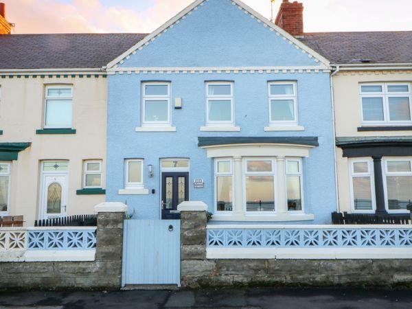 The Beach House in Hartlepool, Cleveland sleeps 5