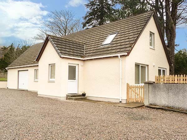 The Cottage @ Corriness House in Poolewe near Gairloch, Ross-Shire sleeps 6