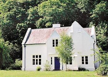The Garden House from Cottages 4 You. The Garden House is in Poltalloch ...