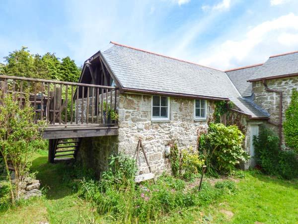 The Garden Studio in Mabe, Cornwall sleeps 2