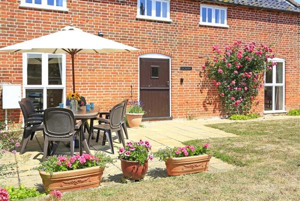 The Granary in Snape Pet Friendly - cottage holidays Snape