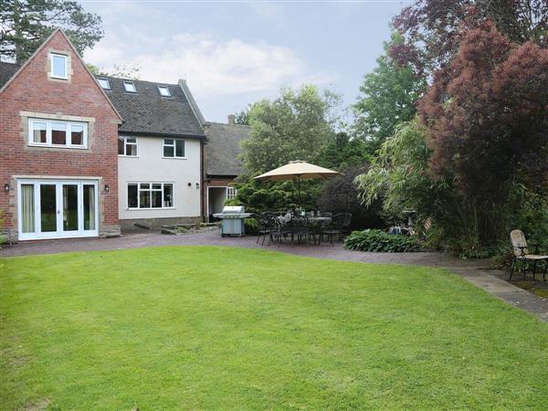 Photos of The Tythe Barn Properties - Wisteria Lodge Inkberrow ...