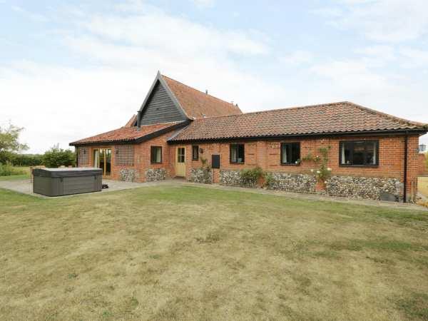 Upper Barn Annexe in Harleston, Norfolk sleeps 4