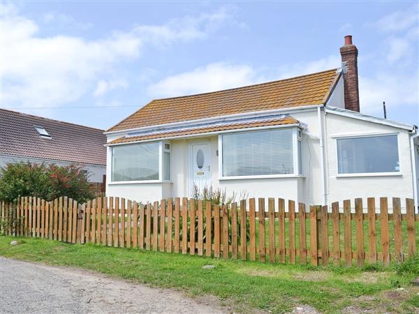 Wild Waves in Reighton Gap, near Filey, North Yorkshire sleeps 6